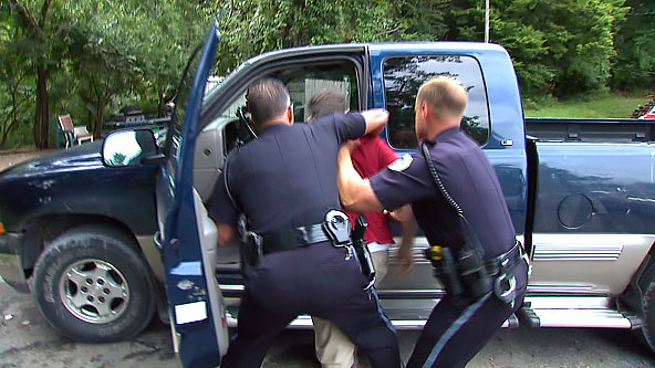 ALL NEW EPISODE – COPS Show 2717 – COPS